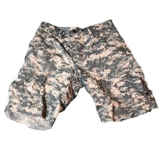 U.S. Army | Shorts | Us Army Acu Cut Off Shorts Small Camo Military ...